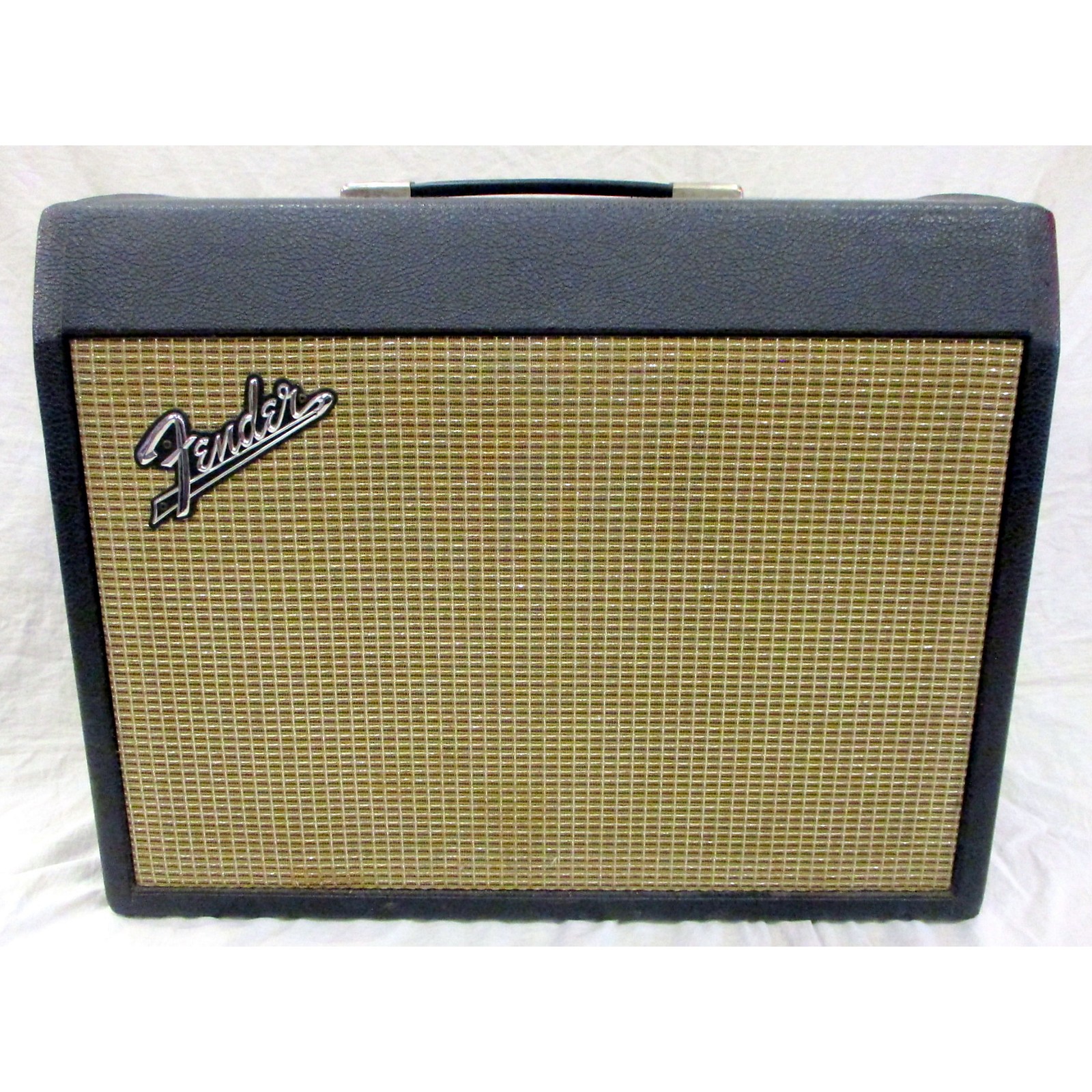 Vintage Fender 1965 Extension Cab Guitar Cabinet | Musician's Friend