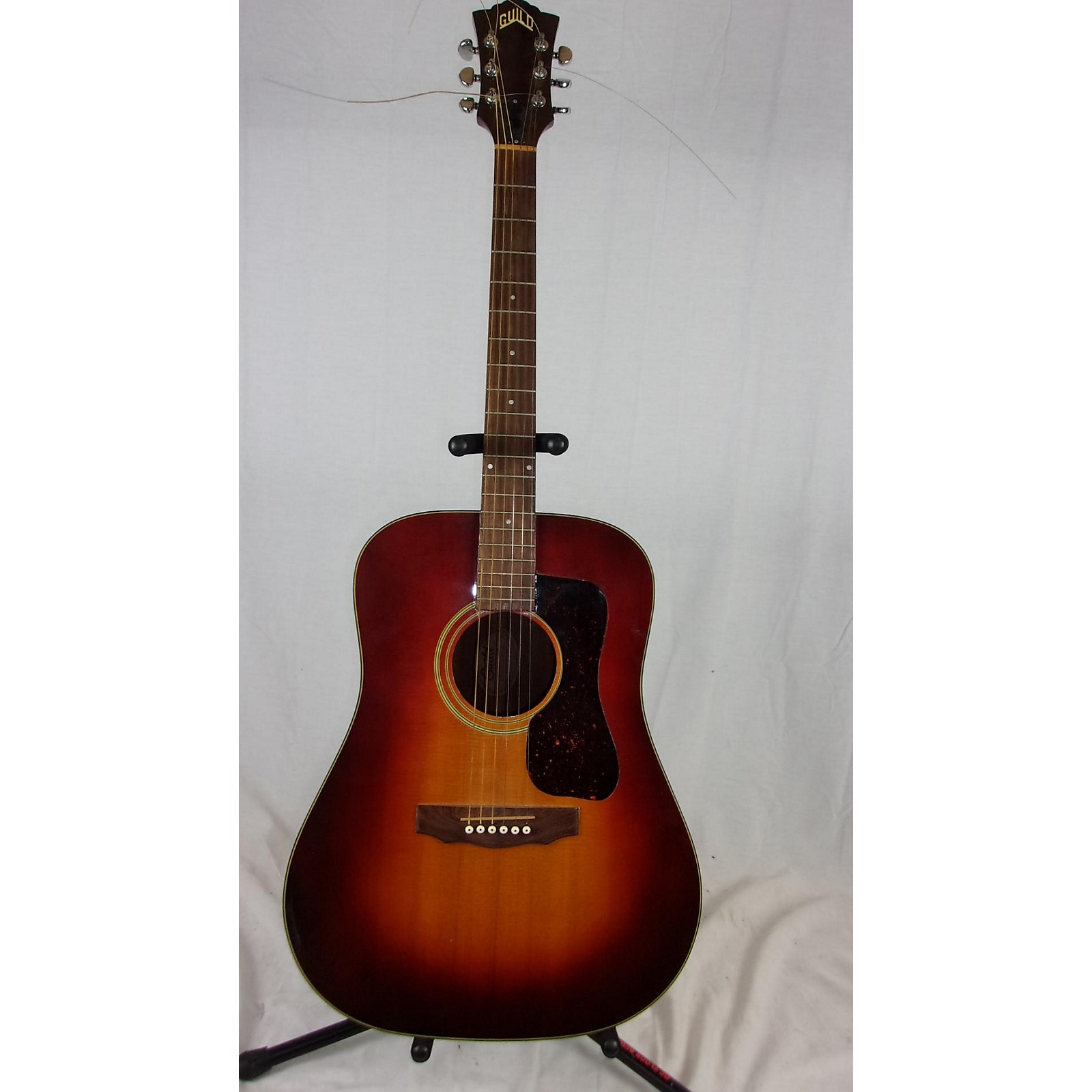 Vintage Guild 1986 D25SB Acoustic Guitar Vintage Sunburst | Musician's ...