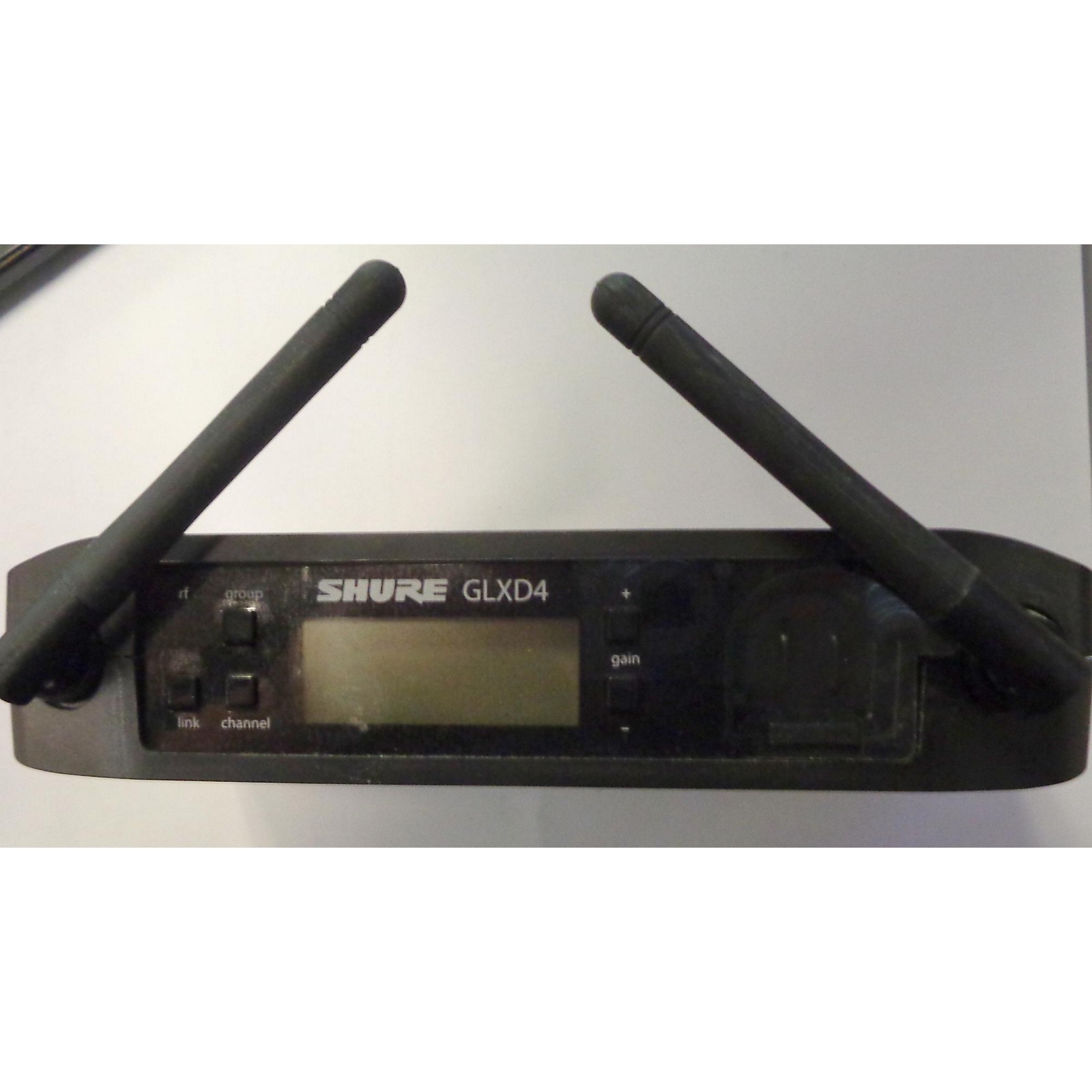 Shure GLXD4 Receiver Band Z2 Wireless System | Musician's Friend