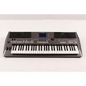 Yamaha PSR-S670 61-Key Arranger Workstation | Musician's Friend