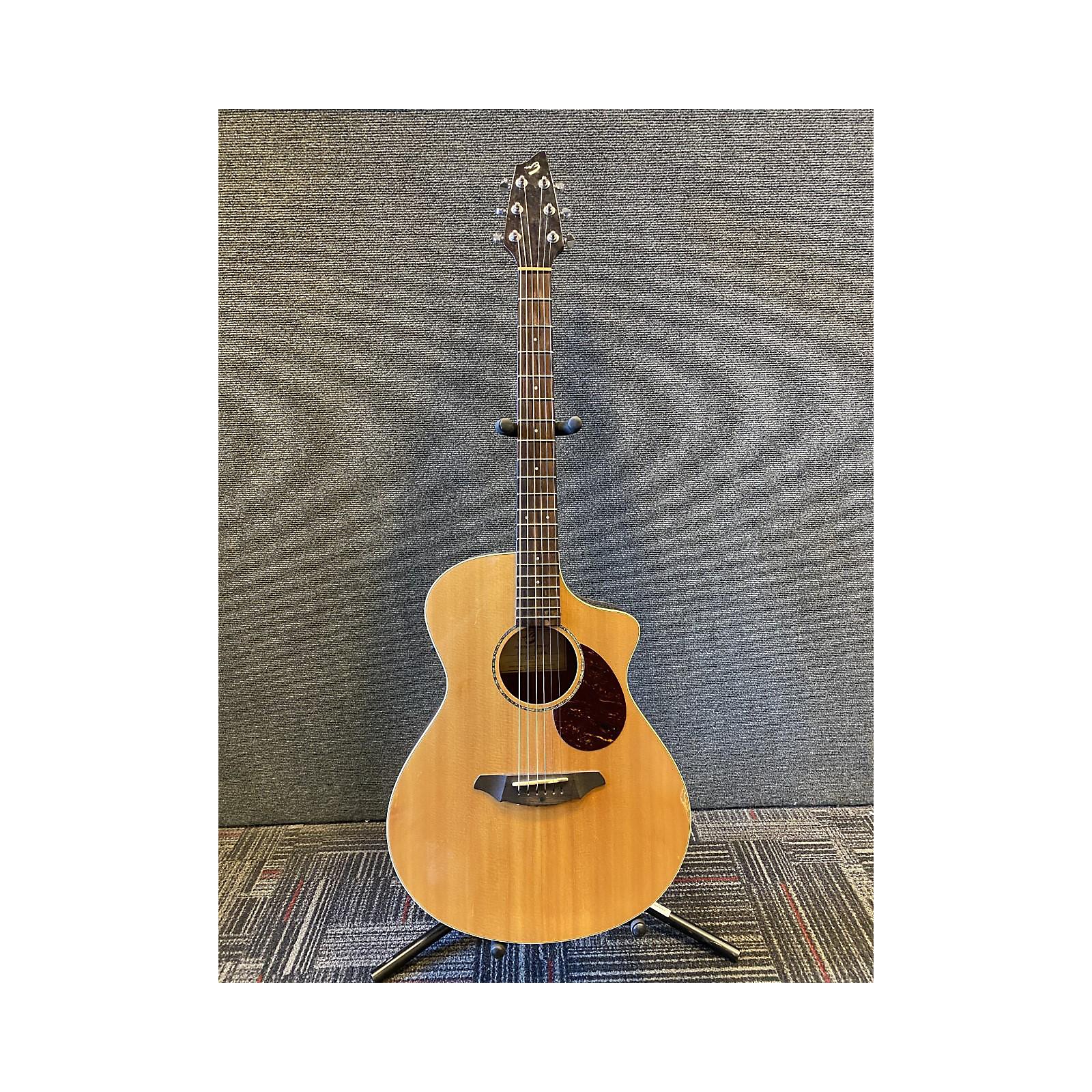 Breedlove Passport PLUS C250/SBE Acoustic Electric Guitar | Musician's ...