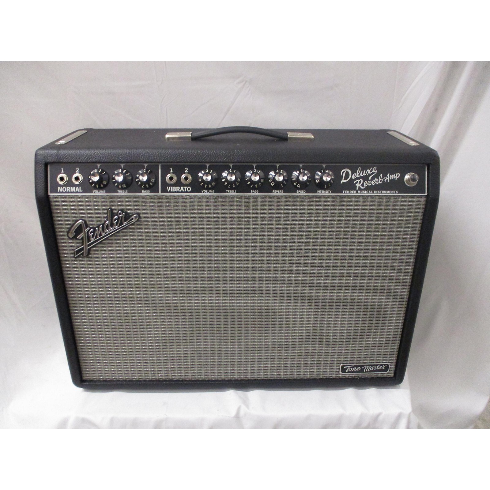Used Fender TONE MASTER DELUXE REVERB 2X12 Guitar Combo Amp | Musician ...