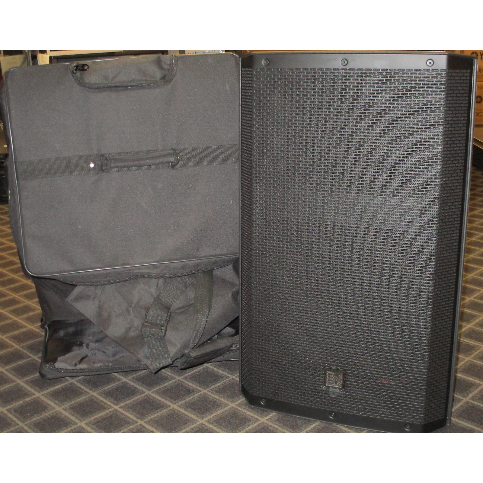 Used Electro-Voice ZLX-15P 15in 2-Way Powered Speaker | Musician's Friend